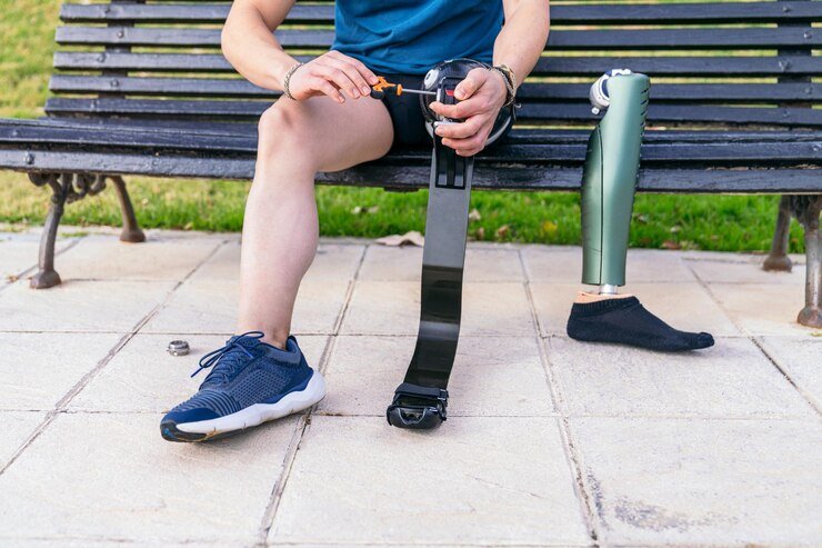 Prosthetic Knee Joints | Complete 2025 Guide to Types & Benefits